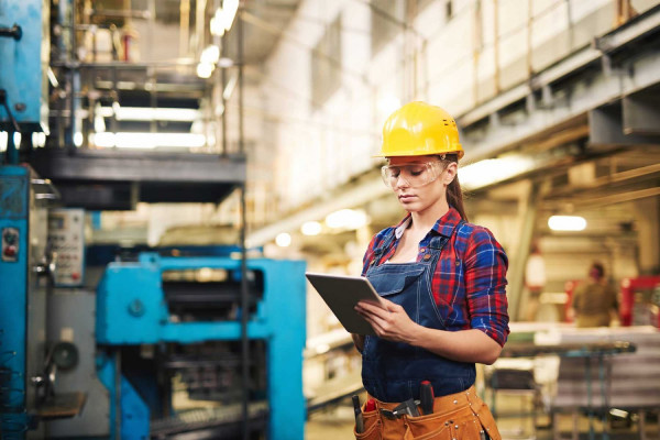 Carrera de Ingeniería Industrial y en Sistemas, lo que debes saber | UAG Media Hub